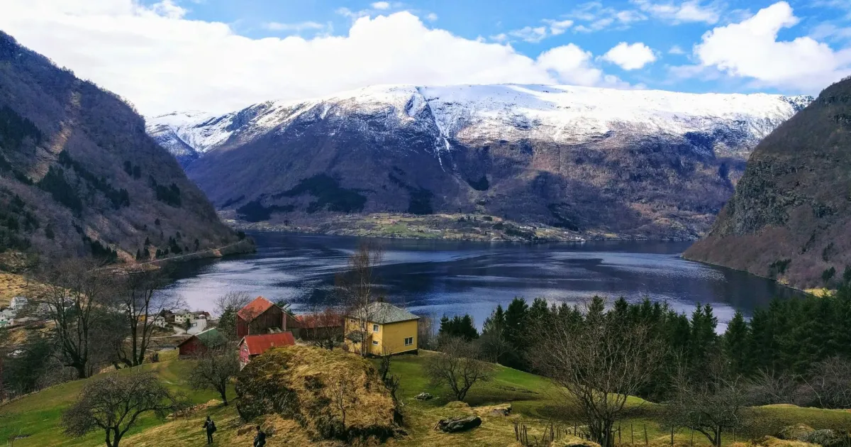 Vik i Sogn - Riviera Tour